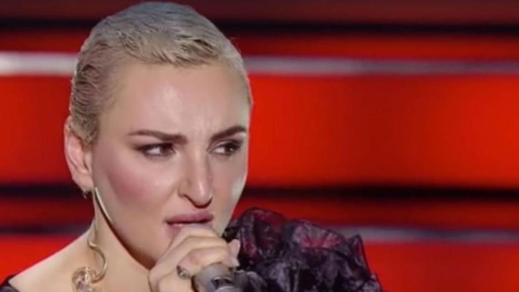 Arisa, scatti bollenti della cantante: "Che voglia..." - Youbee Magazine