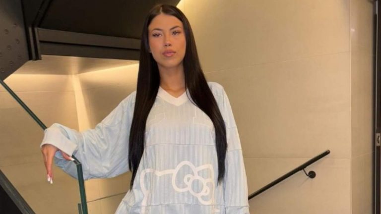 Anna Pepe: chi è la tik toker che fa impazzire gli adolescenti | È già ...